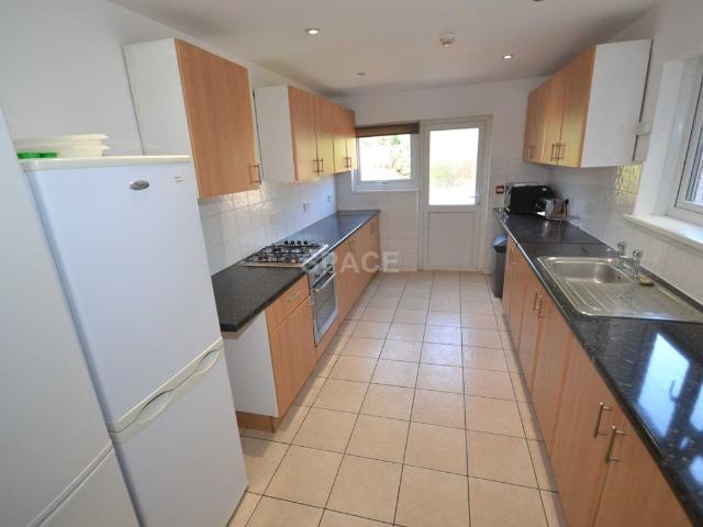 Grange Avenue, Earley, Reading, Berkshire RG6, 6 bed terraced house to rent, £3,300 pcm | PrimeLocation