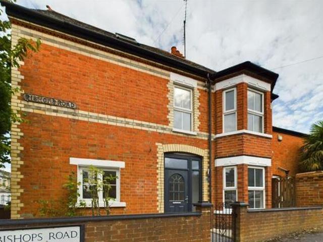 Grange Avenue, Reading, 4 Bedroom End