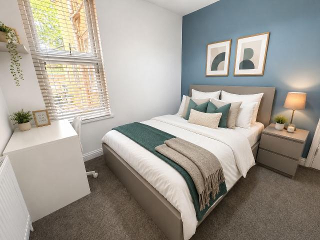 Grange Avenue, Reading RG6, Room to rent, £625 pcm | PrimeLocation