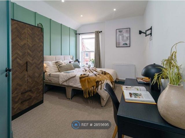 Grange Avenue, Warrington WA4, Room to rent, £745 pcm | PrimeLocation