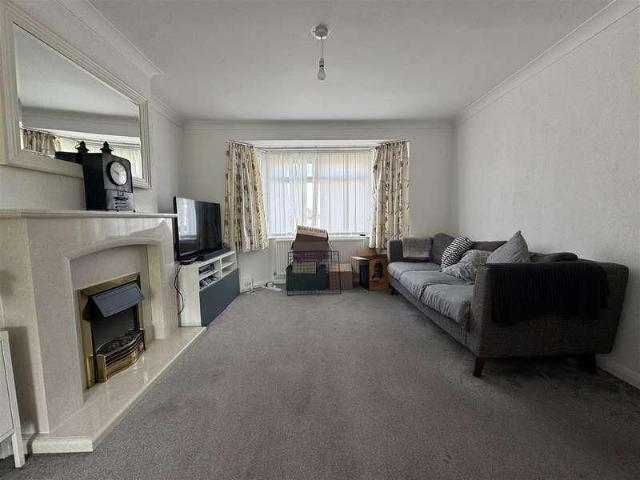 Grange Drive, Stratton, Swindon, SN3