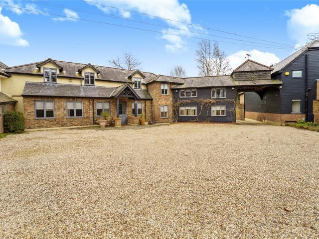 Grange Lane, Watford WD25 5 bed semi detached house to rent £5,000 pcm £1,154 pw