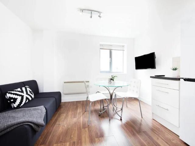 Grange Lane, Leicester LE2, Studio to rent, £819 pcm | PrimeLocation