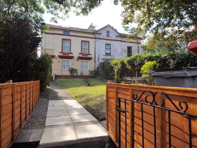 Grange Mount, Prenton CH43, 2 bed flat to rent, £675 pcm | PrimeLocation