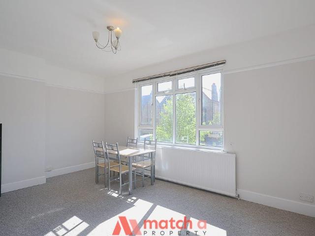 Grange Park, Ealing, London W5, 1 bed flat to rent, £1,500 pcm | PrimeLocation
