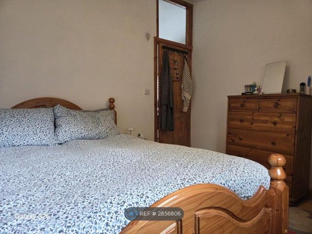 Grange Park, Enfield N21, 1 bed flat to rent, £1,450 pcm | PrimeLocation