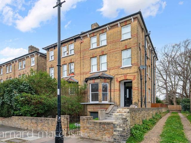 Grange Park, LONDON
