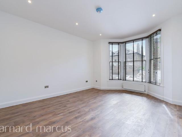 Grange Park, London