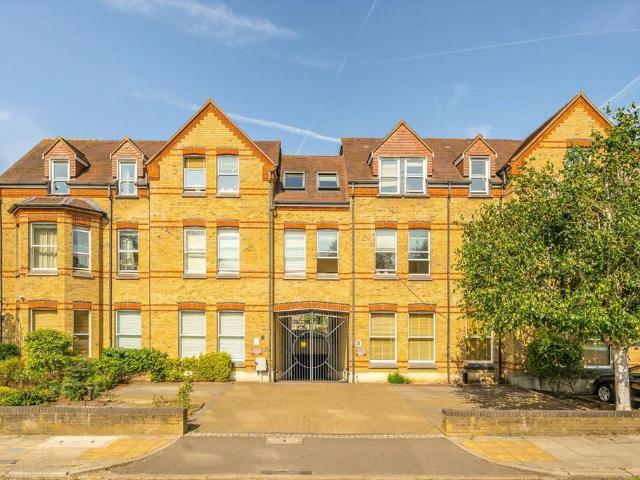 Grange Park, London W5 2 bed flat to rent £2,300 pcm £531 pw