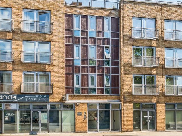 Grange Road, Bermondsey, London, SE1 3 bed flat to rent £3,100 pcm £715 pw