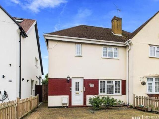 Grange Road, Chessington, 3 Bedroom Semi detached