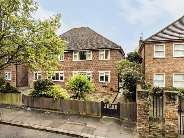 Grange Road, Ealing W5, 2 bed flat to rent, £2,100 pcm | PrimeLocation