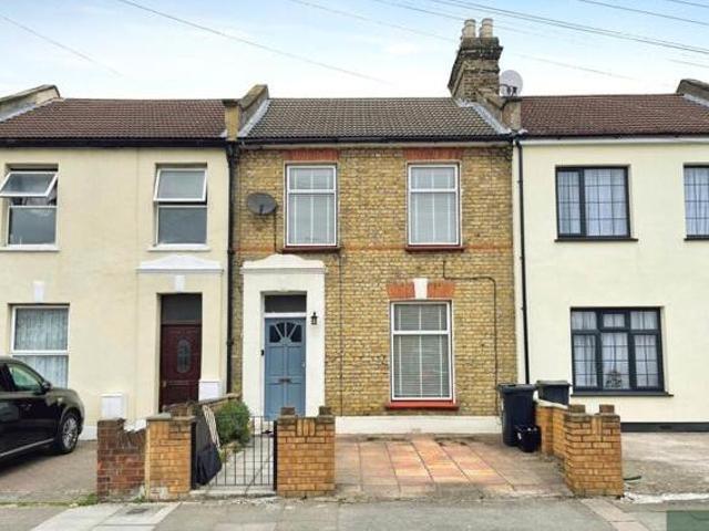 Grange Road, Ilford, 2 Bedroom Terraced