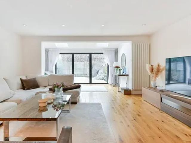 Grange Road, London, KT1 2QU, United Kingdom | 3 bed house for rent #138315487 | Rentberry