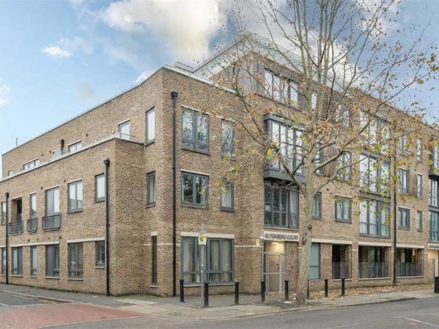 Grange Road, London SE1 2 bed flat to rent £2,700 pcm £623 pw