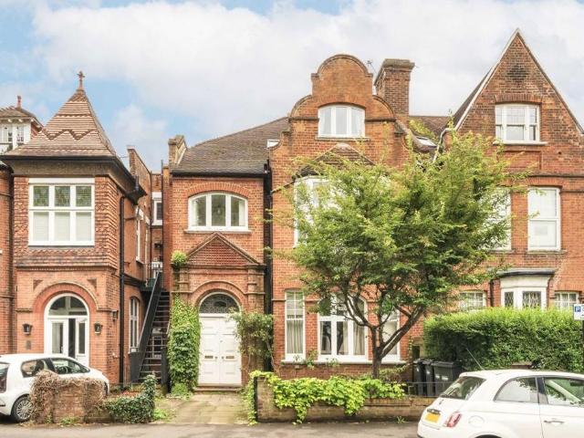 Grange Road, London W4 1 bed flat to rent £2,000 pcm £462 pw