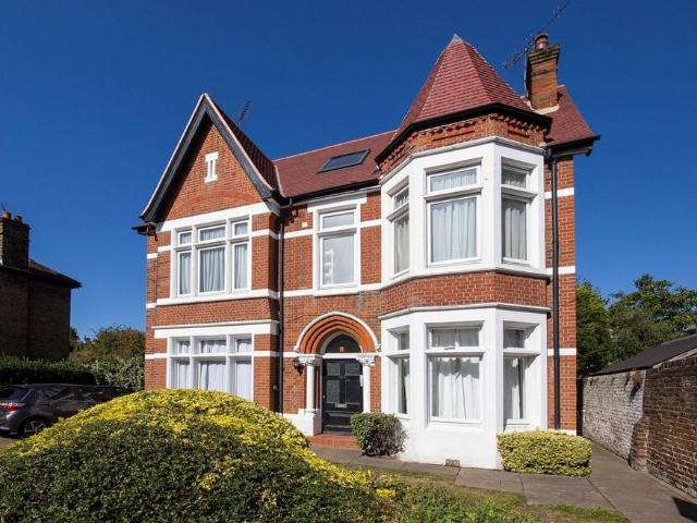 Grange Road, London W5 3 bed flat to rent £3,198 pcm £738 pw