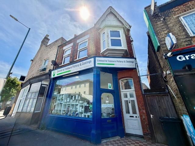 Grange Road, Ramsgate CT11, 2 bed flat to rent, £940 pcm | PrimeLocation