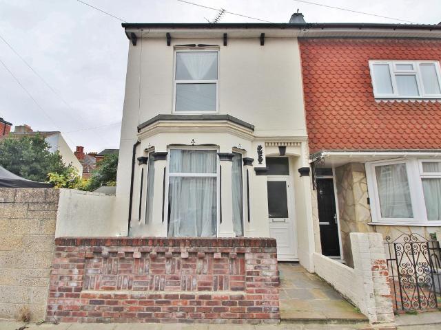 Grange Road, Stamshaw PO2, 3 bed end terrace house to rent, £1,250 pcm | PrimeLocation