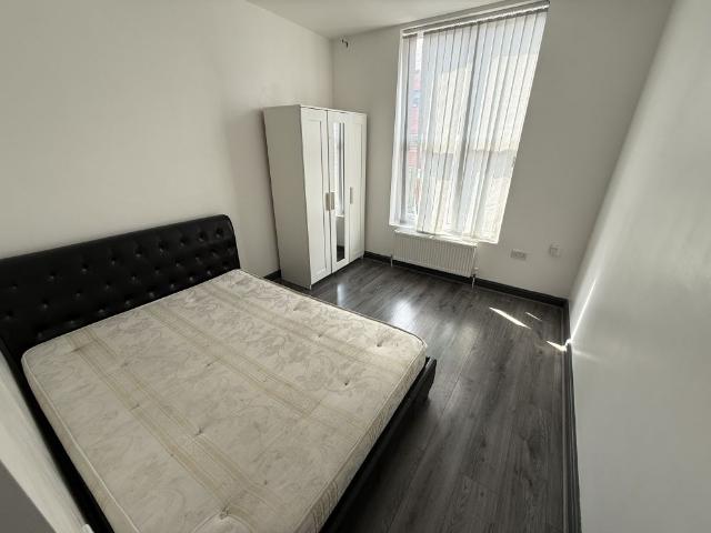 Grange Terrace, Leeds, LS7
