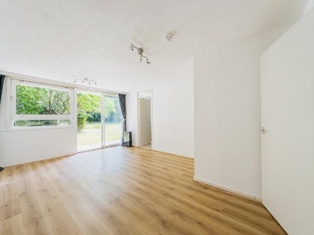 Grange Vale, Sutton