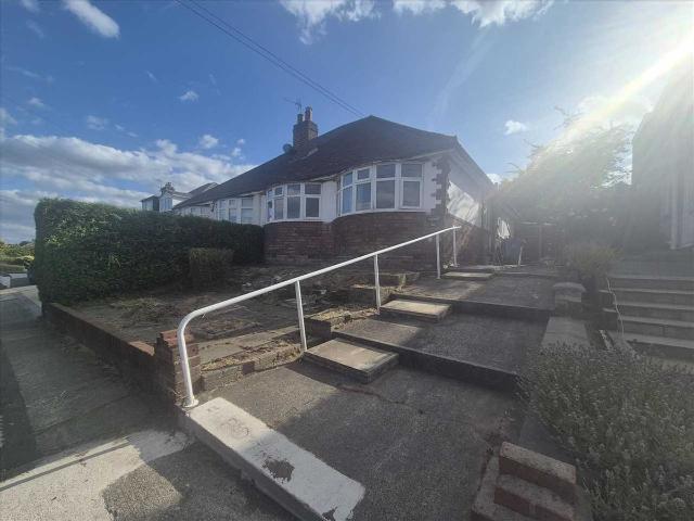 Grangeside, Gateacre, Liverpool L25, 2 bed bungalow to rent, £1,350 pcm | PrimeLocation