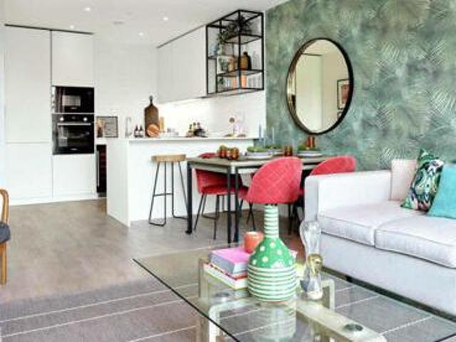 Grand Union, Beresford Avenue, 3 Bedroom Apartment