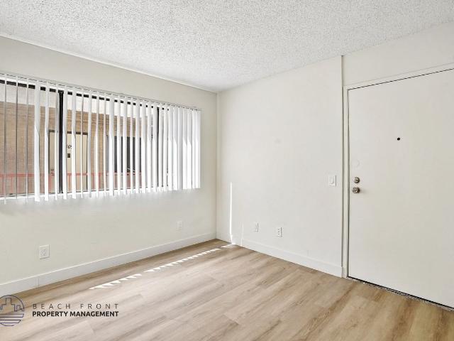 Grand View Tower Apartments 2 Bedroom Apartment for Rent at 437 S Grand View St, Los Angeles, CA 90057 MacArthur Park