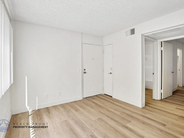 Grand View Tower Apartments 2 Bedroom Apartment for Rent at 437 S Grand View St, Los Angeles, CA 90057 MacArthur Park