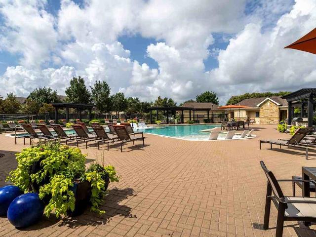 Grand Villas at Cinco Ranch 3 Bedroom Apartment for Rent at 1550 Katy Gap Rd, Katy, TX 77494