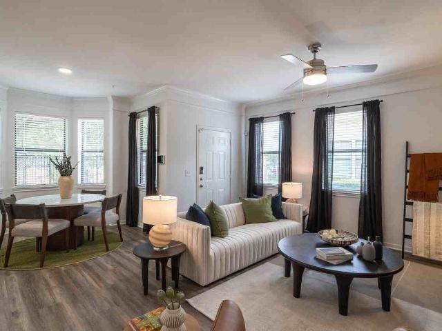 Grand Villas at Cinco Ranch 2 Bedroom Apartment for Rent at 1550 Katy Gap Rd, Katy, TX 77494