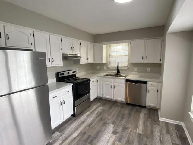 Grand Vue Townhomes 3 Bedroom Home for Rent at 11720 Newton Ave, Kansas City, MO 64134 Crossgates