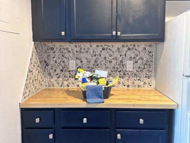 Grand West at Briarwood 1 Bedroom Apartment for Rent at 730 N Prospect St, Colorado Springs, CO 80903 Shooks Run