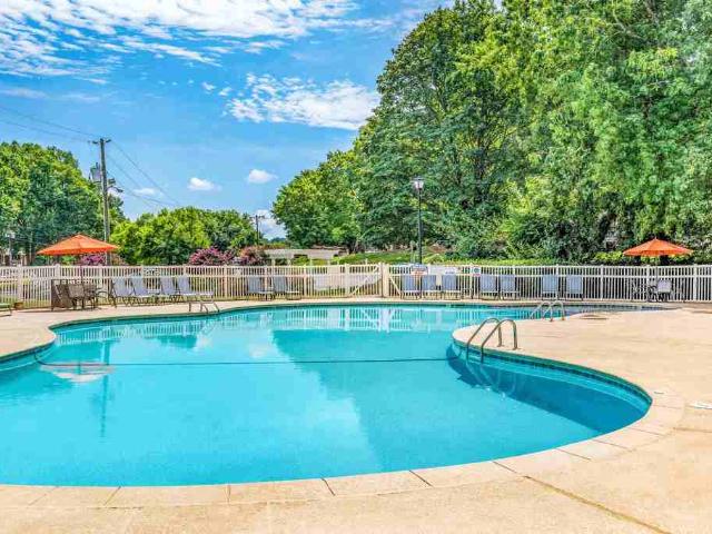 Grand Arbor Reserve 3 Bedroom Apartment for Rent at 2419 Wycliff Rd, Raleigh, NC 27607