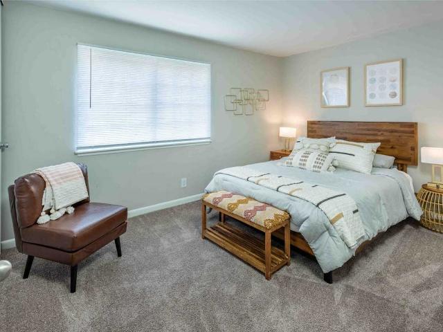 Grand Arbor Reserve 3 Bedroom Apartment for Rent at 2419 Wycliff Rd, Raleigh, NC 27607