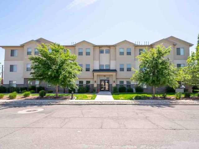 Grand at Midvale 1 Bedroom Apartment for Rent at 8035 S Fern Cir, Midvale, UT 84047