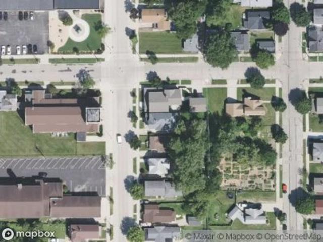 Grand Ave