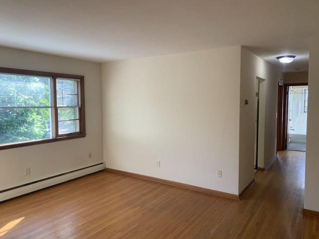 Grand Ave apartment 2 Bedroom Apartment for Rent at 407 Grand Ave, St. Paul, MN 55102 Summit Hill