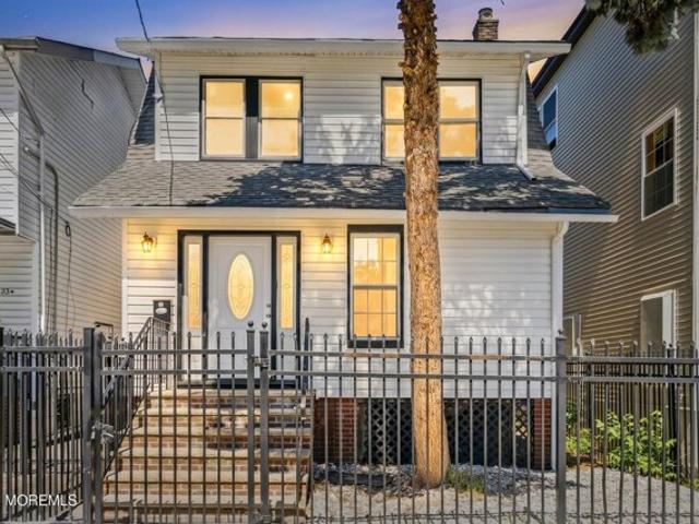 Grand Ave, Newark, Home For Sale