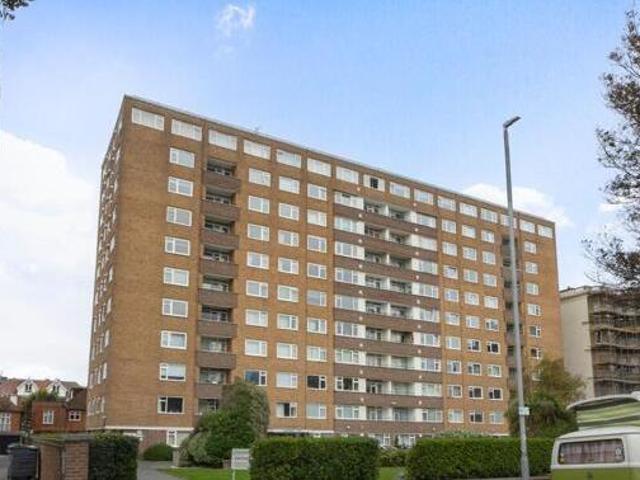 Grand Avenue, Hove, 1 Bedroom Flat