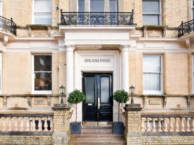 Grand Avenue, Hove BN3, 1 bed flat to rent, £1,400 pcm | PrimeLocation