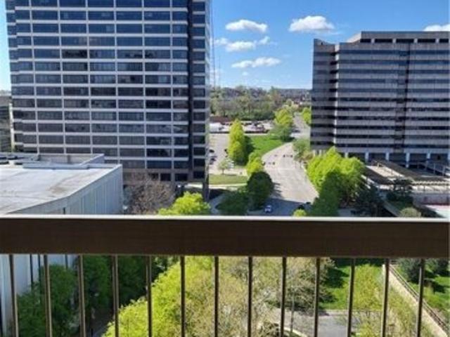 Grand Blvd Apt,kansas City, Condo For Sale