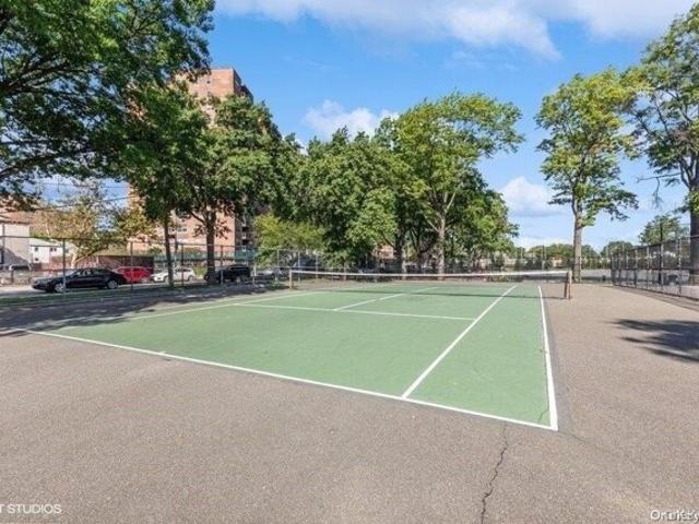 Grand Central Pkwy Unit C, Forest Hills, Property For Sale
