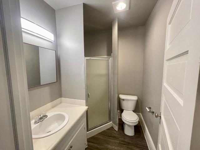 Grand Coulee Building Studio Apartment for Rent at 106 S Cedar St, Spokane, WA 99201 Riverside