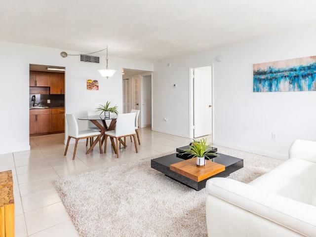 Grand Island Square 3 Bedroom Apartment for Rent at 1551 Ne 167th St, North Miami Beach, FL 33162 Fulford Bythe Sea