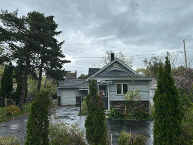 Grand Lake St