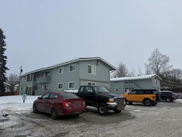 Grand Larry St Apt D2