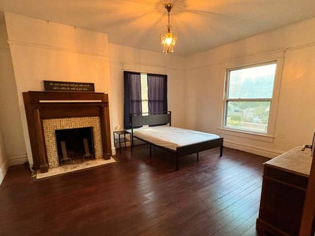 Grand Manor Home Elegant Suites & Rooms