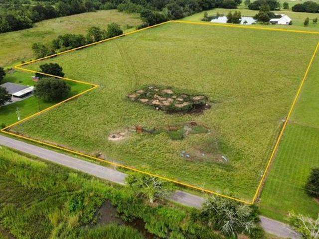 Grand Marais Rd, Church Point, LA 70525