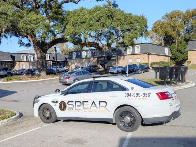 Grand Oaks Apartment 1 Bedroom Apartment for Rent at 7201 Arlington Expy, Jacksonville, FL 32211 Arlington